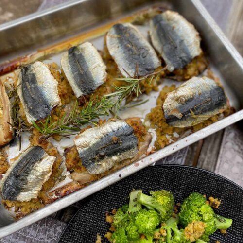 Fresh Sardines (Roasted with Garlic, Lemon and Breadcrumbs)