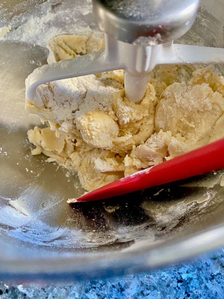 Pâte Sucrée - Sweet Pastry Dough for Tarts (French pie crust)