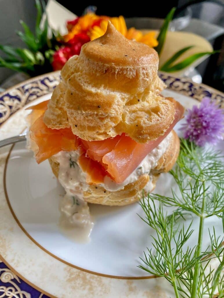 Savoury choux buns with smoked salmon